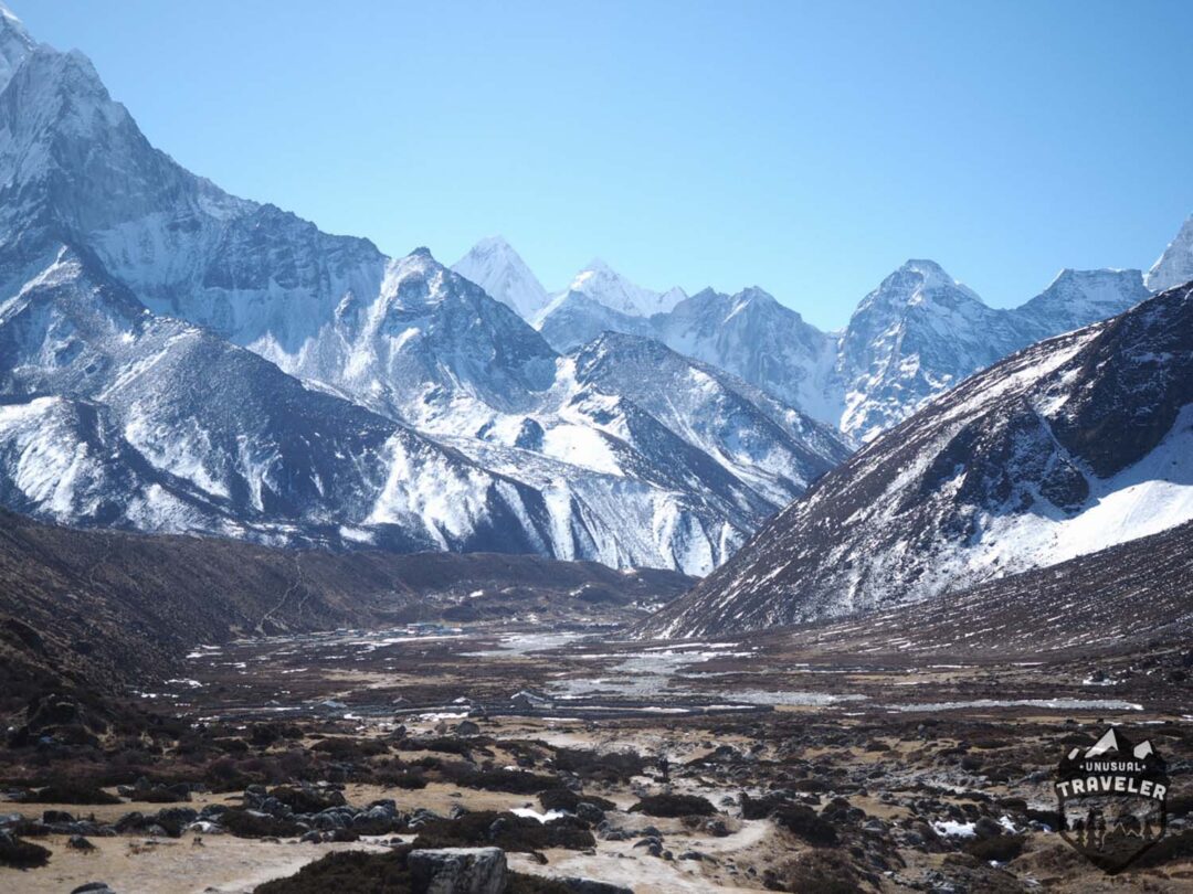 Mount Everest, A hike to the basecamp on a budget - Unusual Traveler