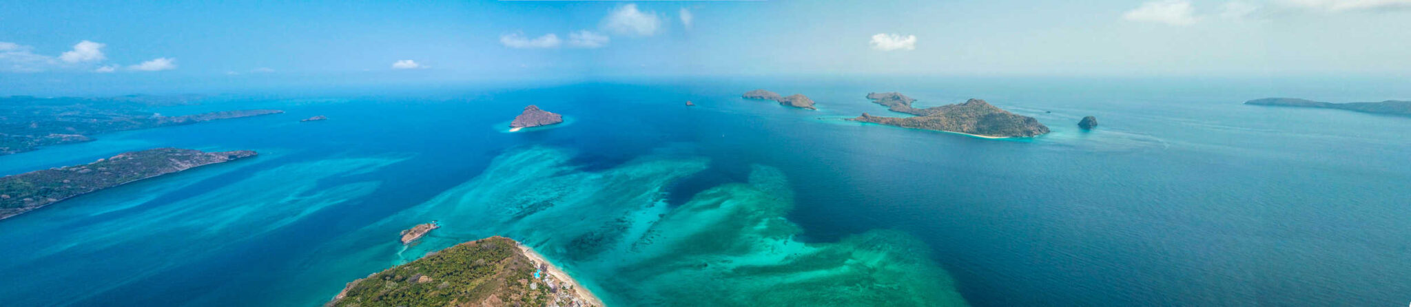 Moheli Island, Swimming With Humpback Whales In East Africa. - Unusual ...