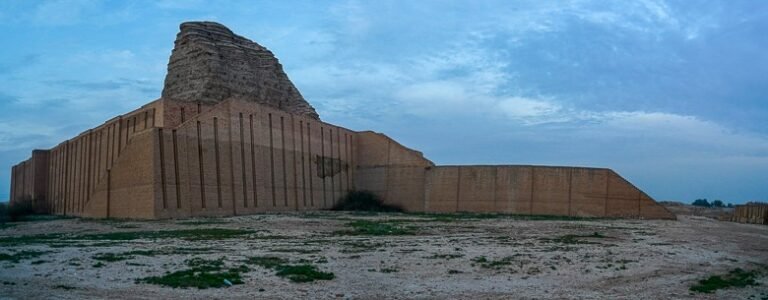The Ziggurat of Dur-Kurigalzu, A Historical Site In Iraq, That You ...