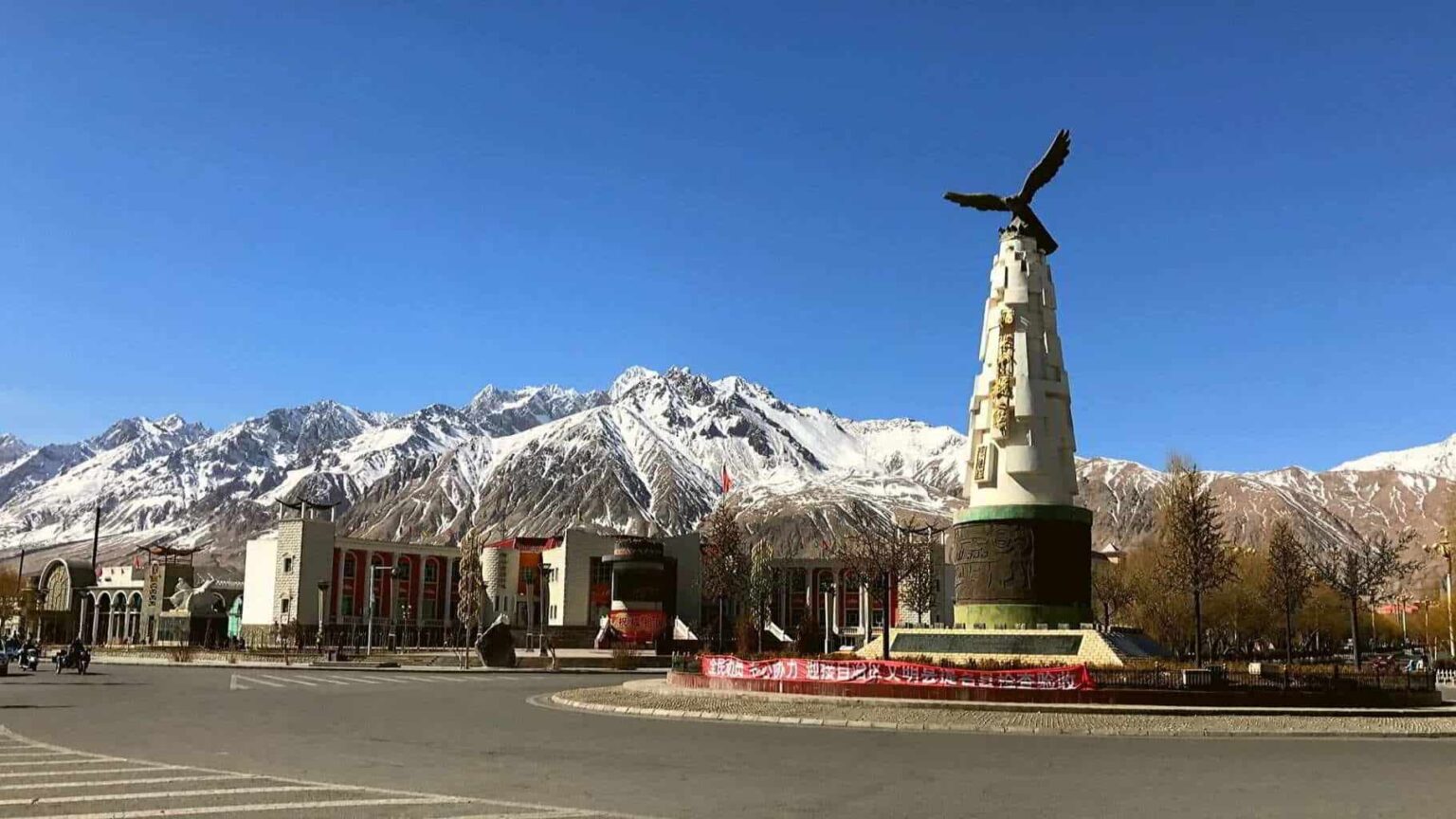 Tashkurgan - The most western town in China and the first stop on the ...