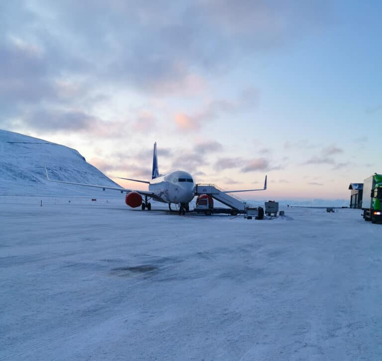 Visiting Svalbard in Winter | How to Get to Svalbard & Travel Info ...