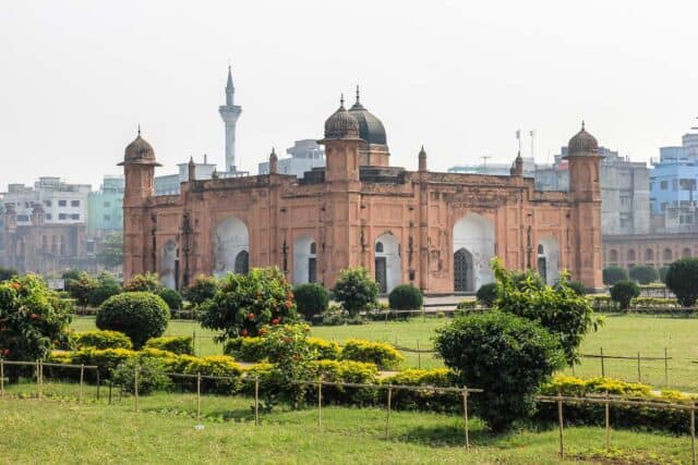 Dhaka: Where to Stay and What to Do